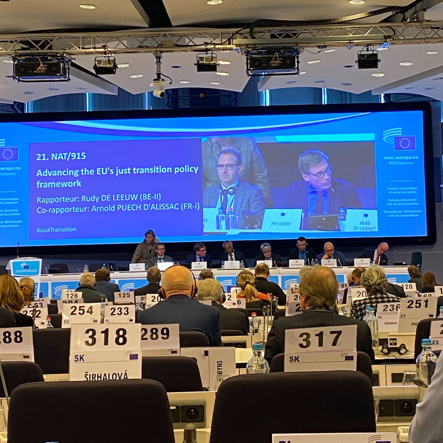 An EU policy framework for a just transition as a blueprint for social ...